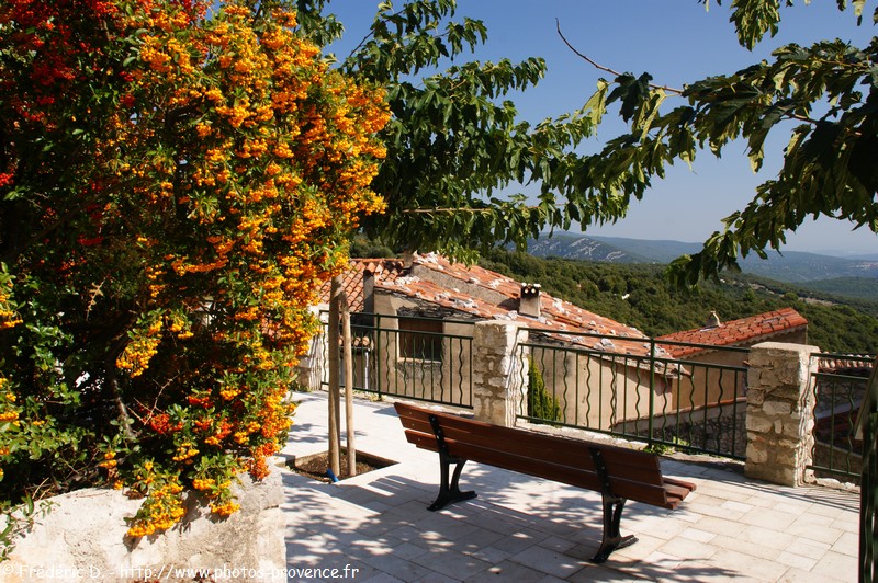 Mons, village perché du Haut-Var